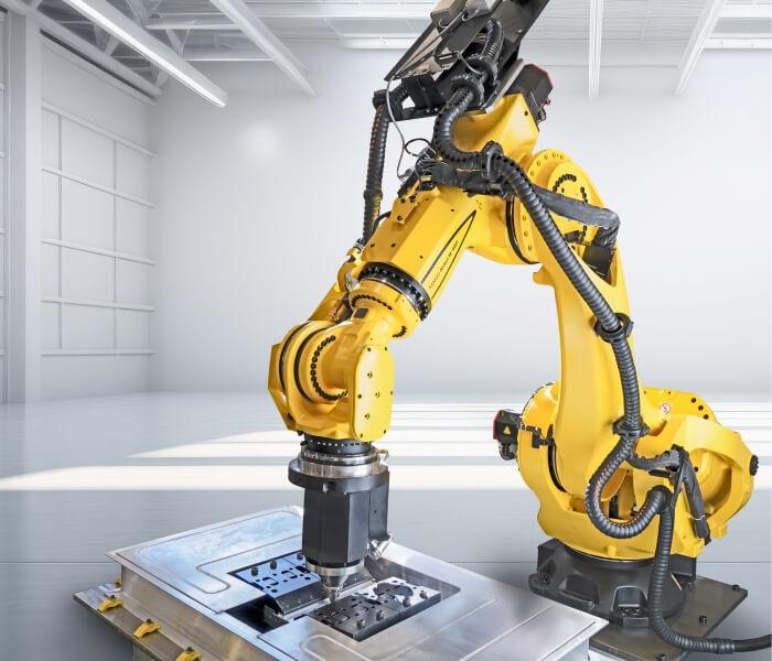 Serial-link robot handles payloads up to 500 kg